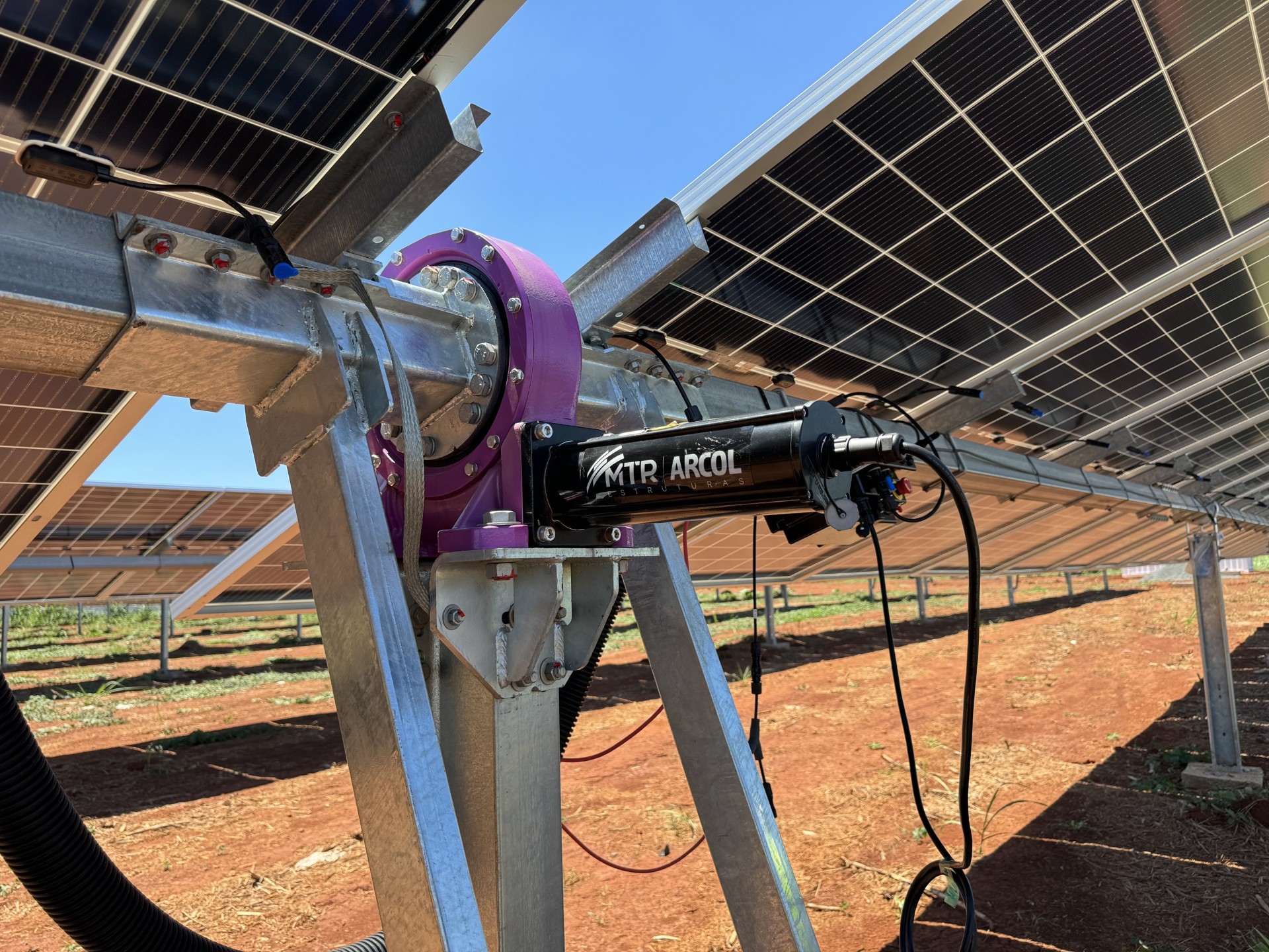 Em quatro meses MTR comercializa 800 MW em trackers estruturas fixas – pv magazine Brasil