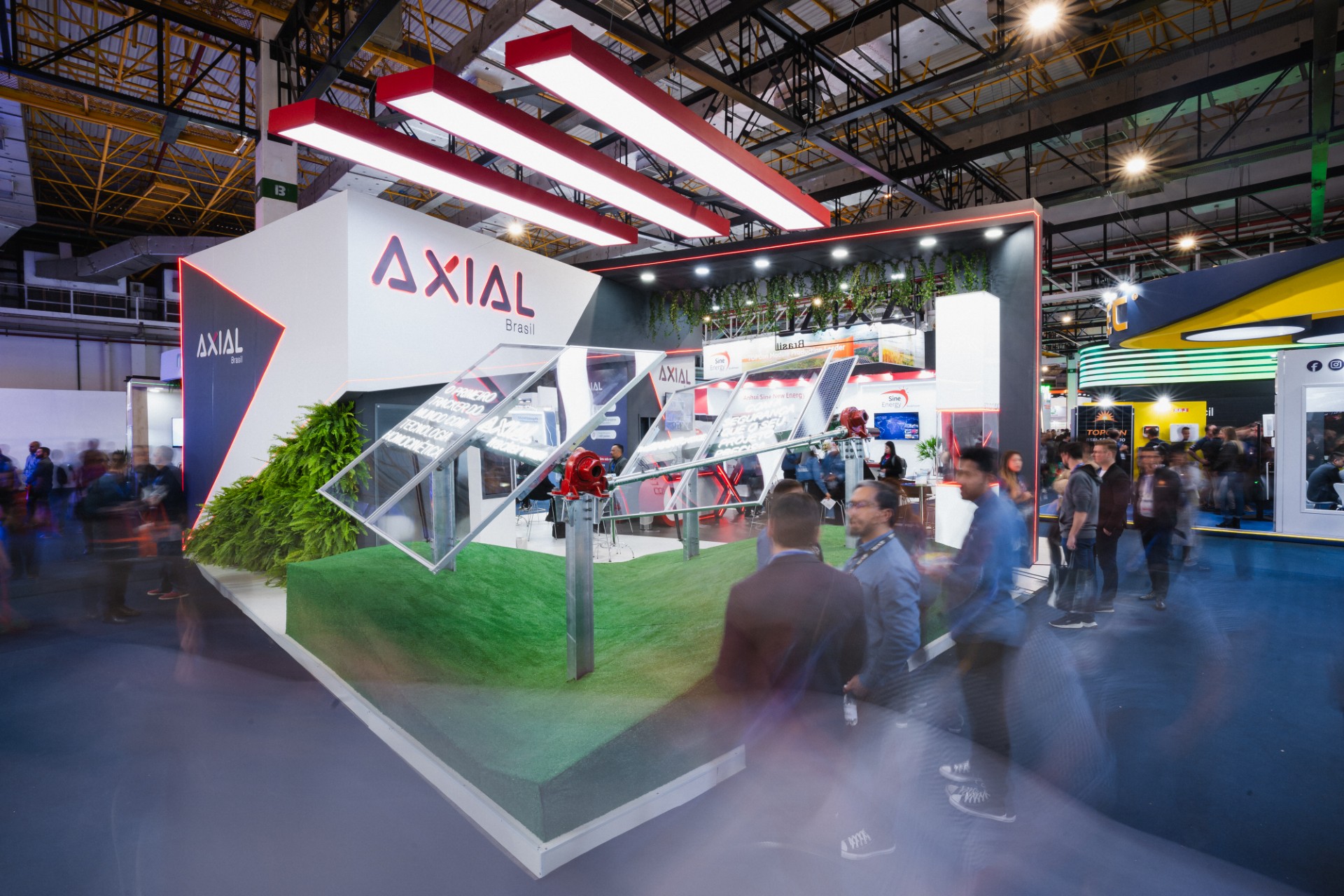 Intersolar 2025: Axial apresenta novo controlador que adapta o tracker ...